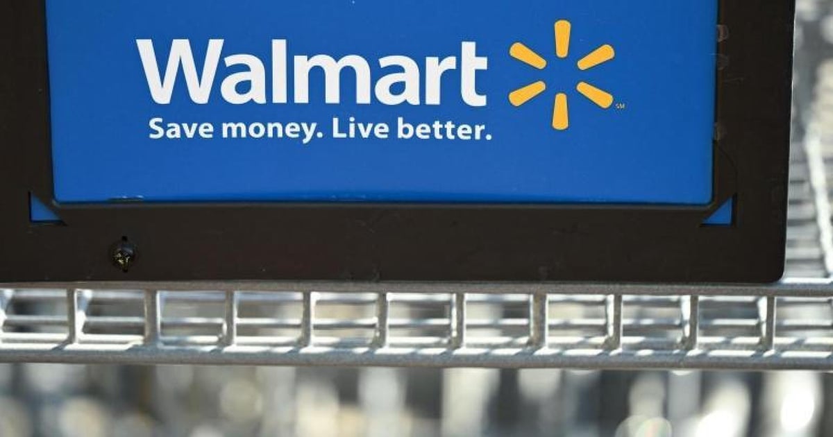 Walmart adds late night delivery