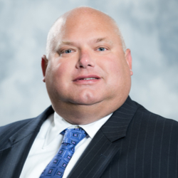Hy-Vee Promotes 3 Execs to New Leadership Roles