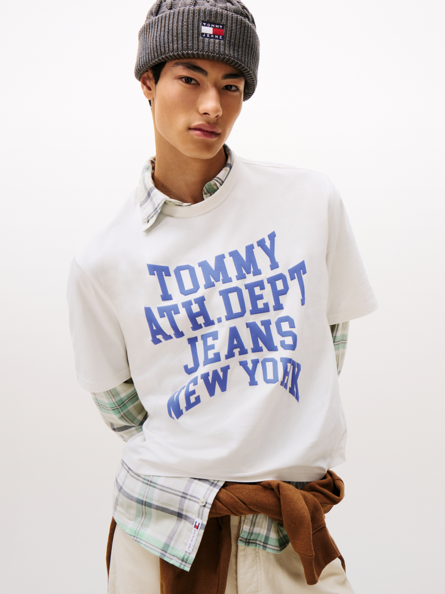 Tommy Jeans Collection | 90's Fashion | Tommy Hilfiger®