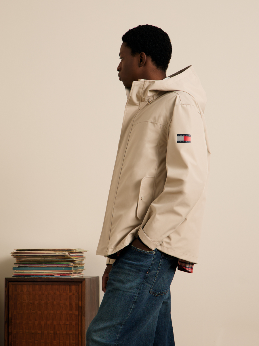 Collezione Tommy Jeans | Moda anni '90 | Tommy Hilfiger®