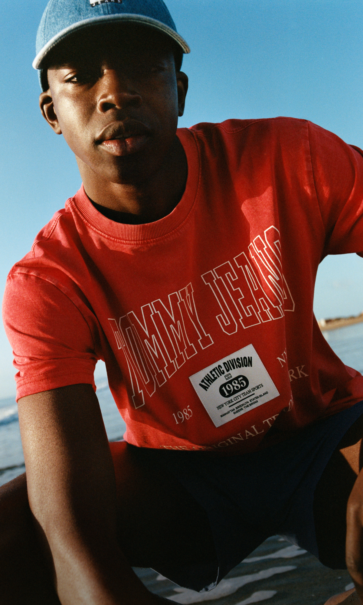 Tommy Jeans Collection | 90's Fashion |Tommy Hilfiger®