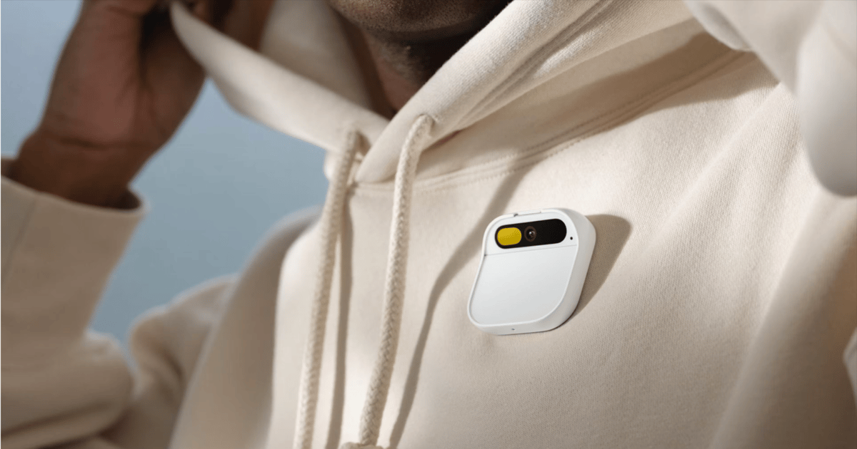 Ex-Apple Team Unveils New AI Communication Device