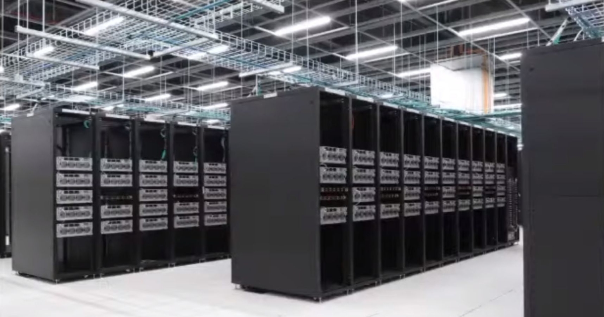 Tesla Unveils Dojo Supercomputer Prototype for Vision-centric ...