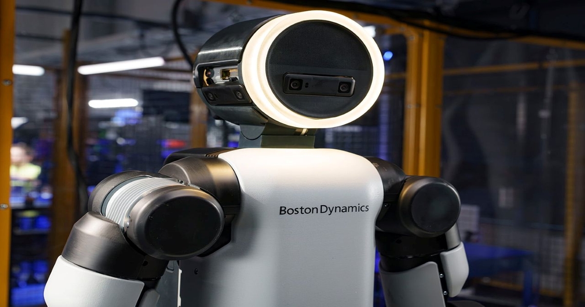 Boston Dynamics Unveils Humanoid Robot Atlas at CES - Hubot
