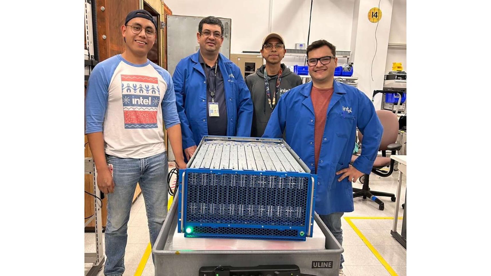 Intel Develops World's Largest Neuromorphic Computer System for ...