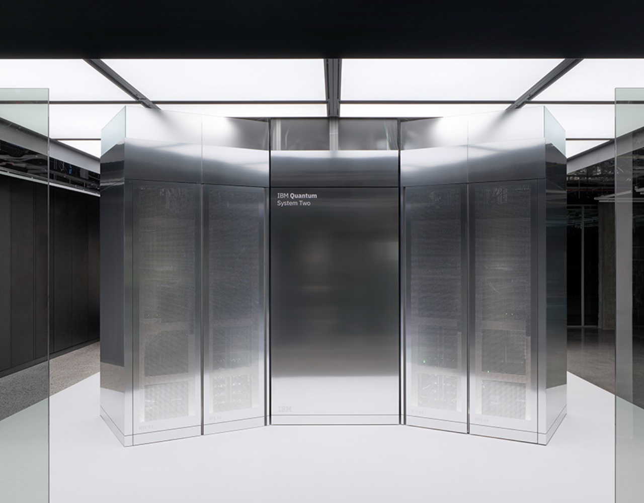 The Role of AI in Crisis Management and Business Continuity