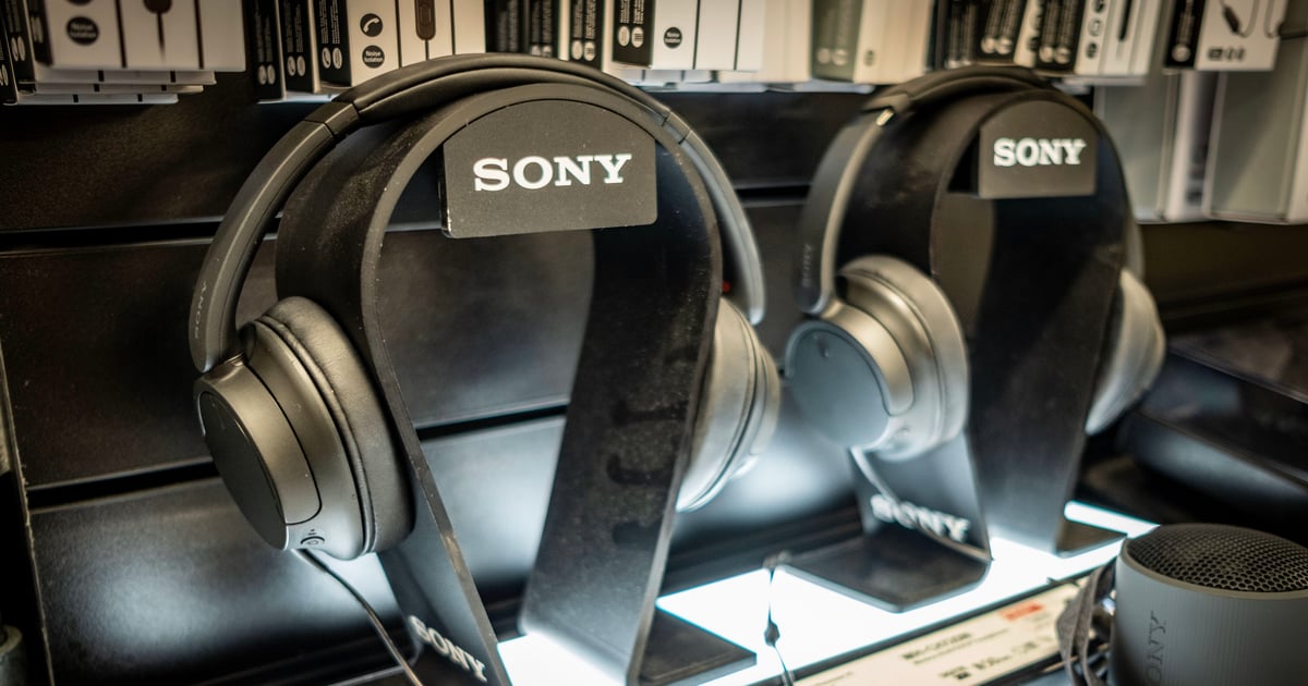 Airoha Chip Vulns Put Earbuds & Headphones at Risk