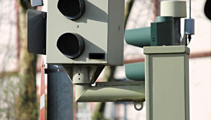 With passage of bill, speed cameras will be piloted in six Californian ...