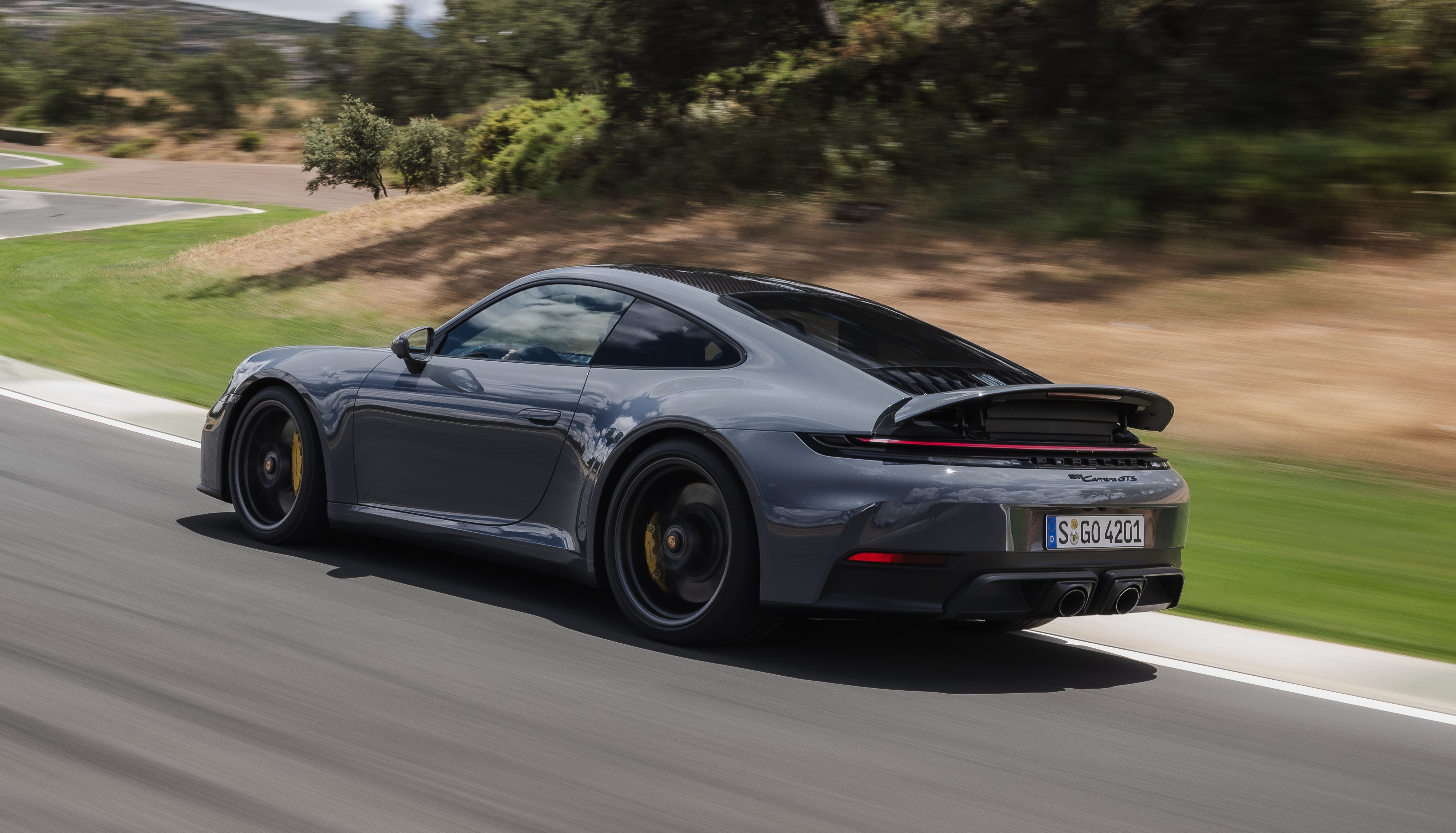 Porsche Gets It Right the First Time With 911 Carrera GTS t-hybrid
