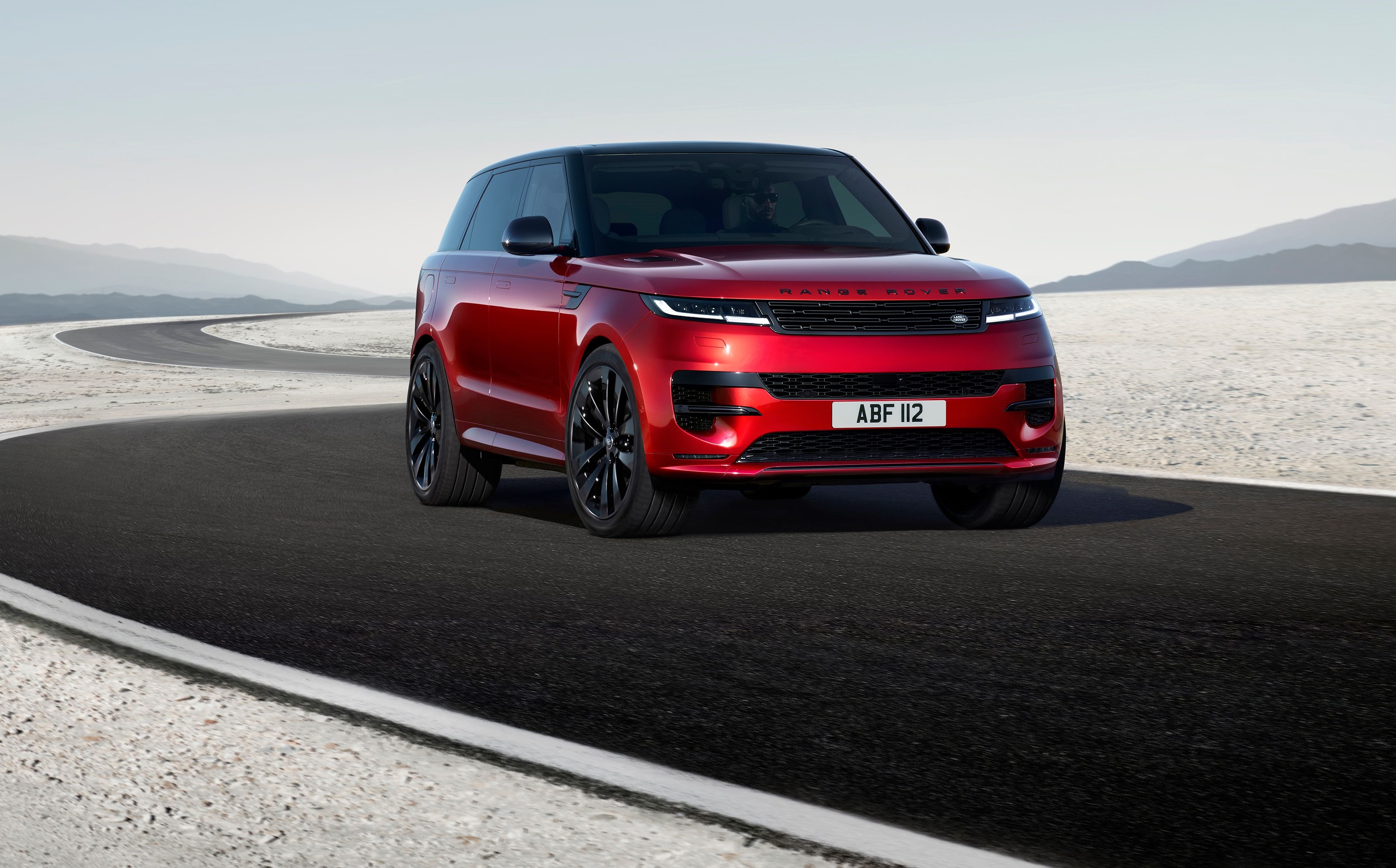 New Range Rover Sport Luxury SUV Arrives in U.S. Market