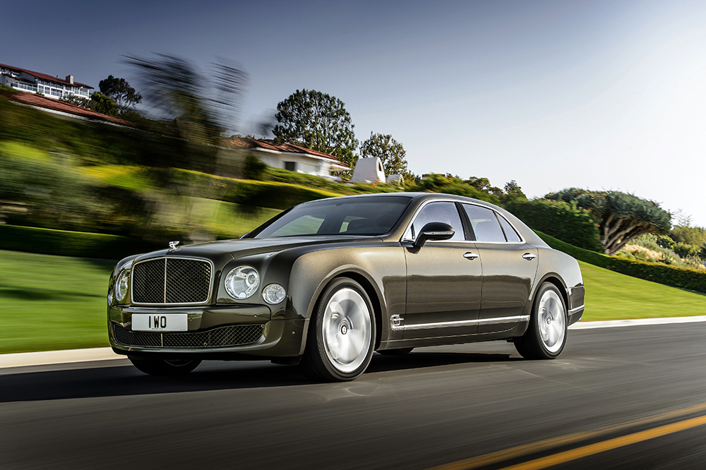 Bentley Mulsanne New 2024 Bentley Flying Spur Azure 4D Sedan In
