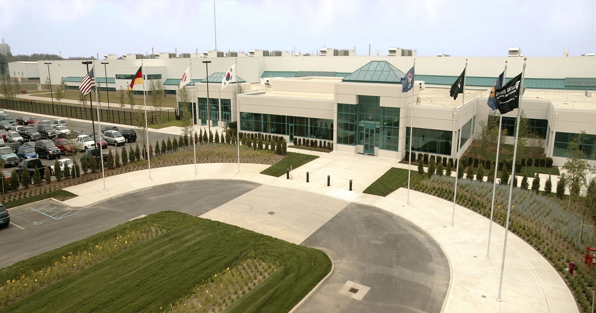 Chrysler Drops Third Shift at Engine Plant