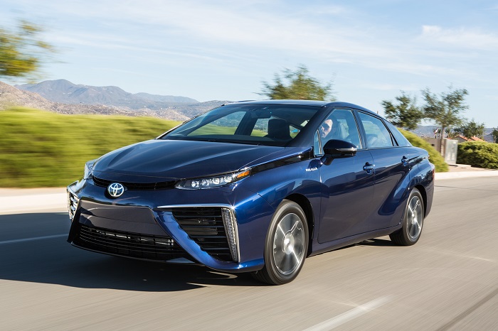 Toyota mirai rental car store