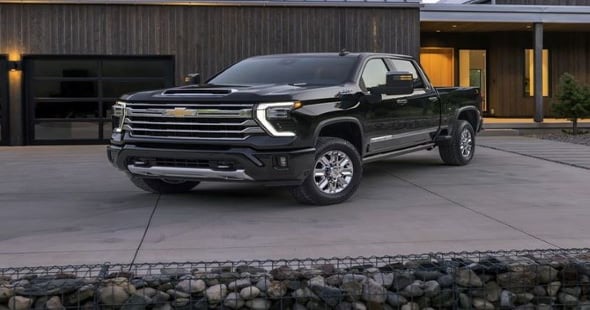 Chevy Freshens Silverado HD Line, Eyes Pickup Leadership in 2022