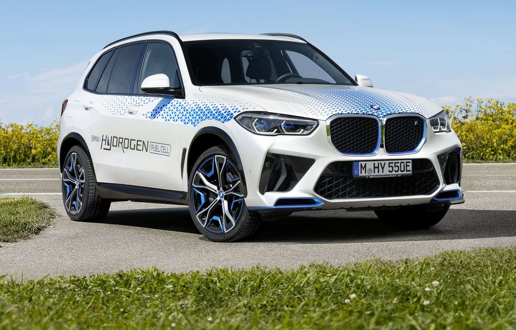 Bmw hydrogen x5 store