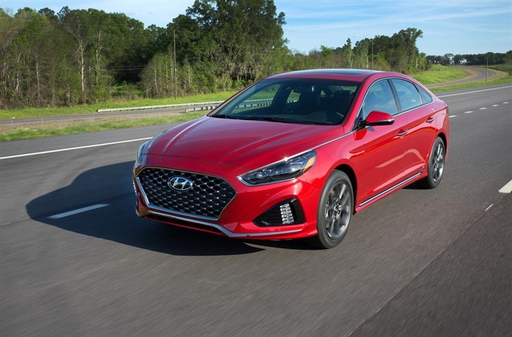 New Hyundai Sonata | Refresh Improves Sedan's Allure