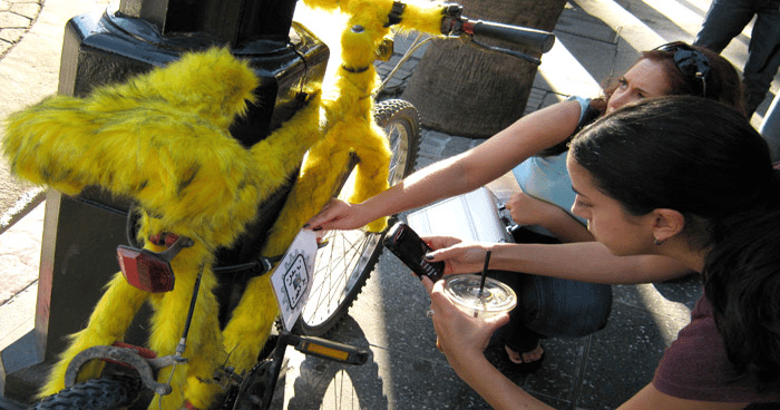 9 Digital Scavenger Hunts for Teambuilding