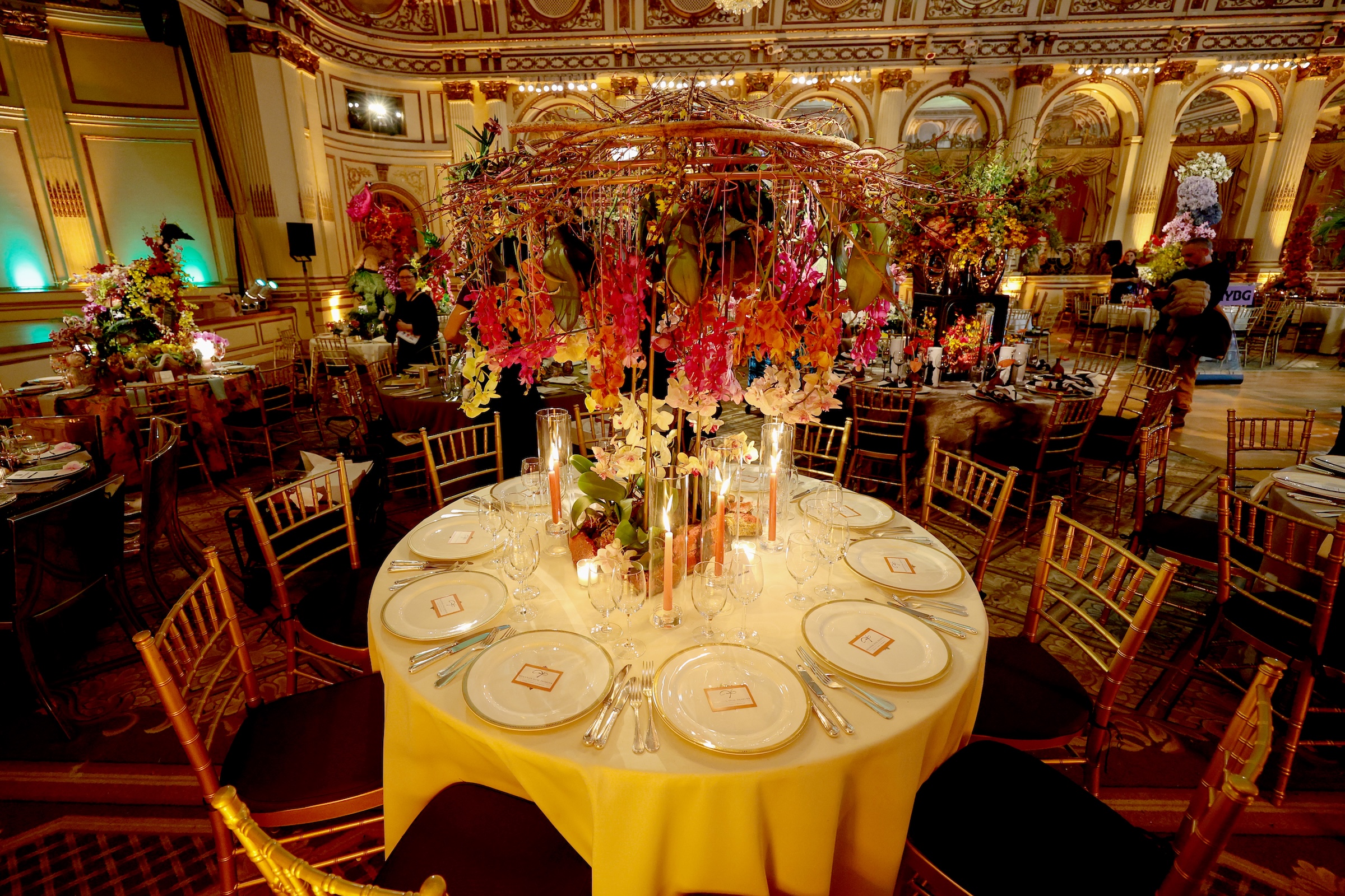 Tablescapes From New York Botanical Garden’s 2026 Orchid Dinner
