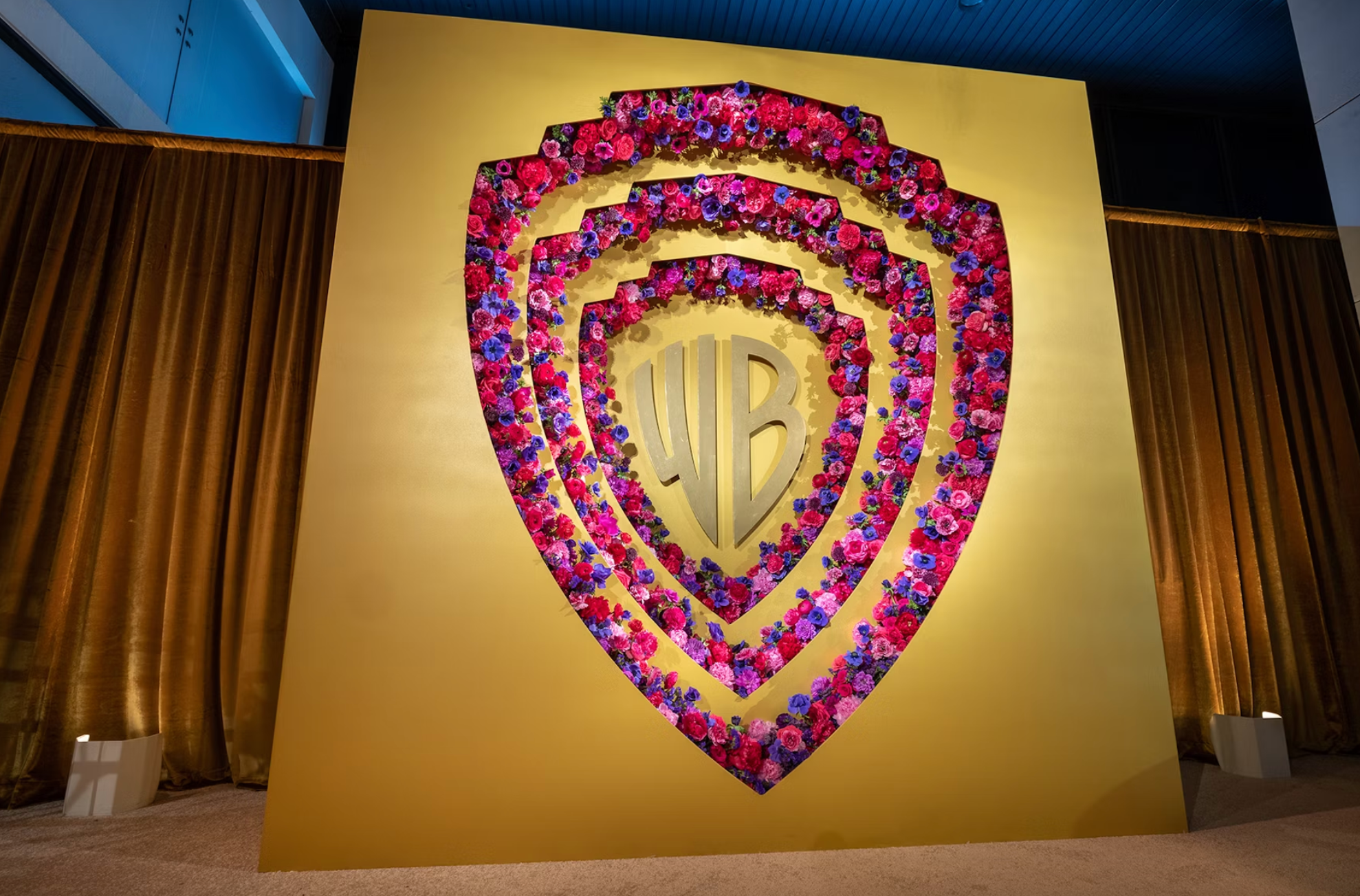 Oversize Logos at Events