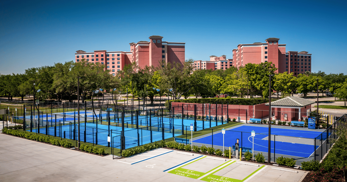 Event Venues With Standout Sports Amenities for Groups