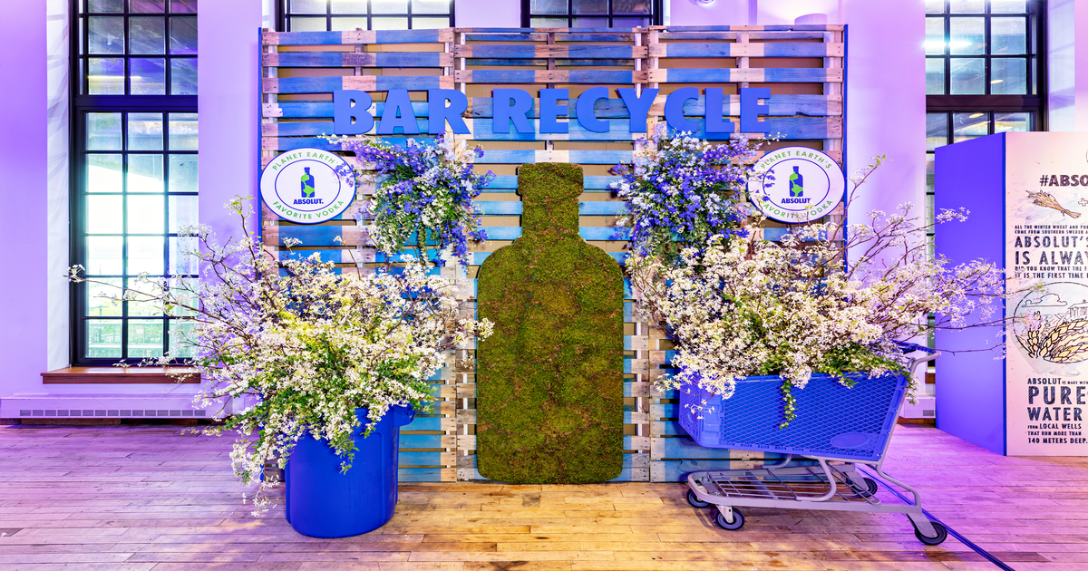 Absolut Recycle Bar Sustainability Campaign