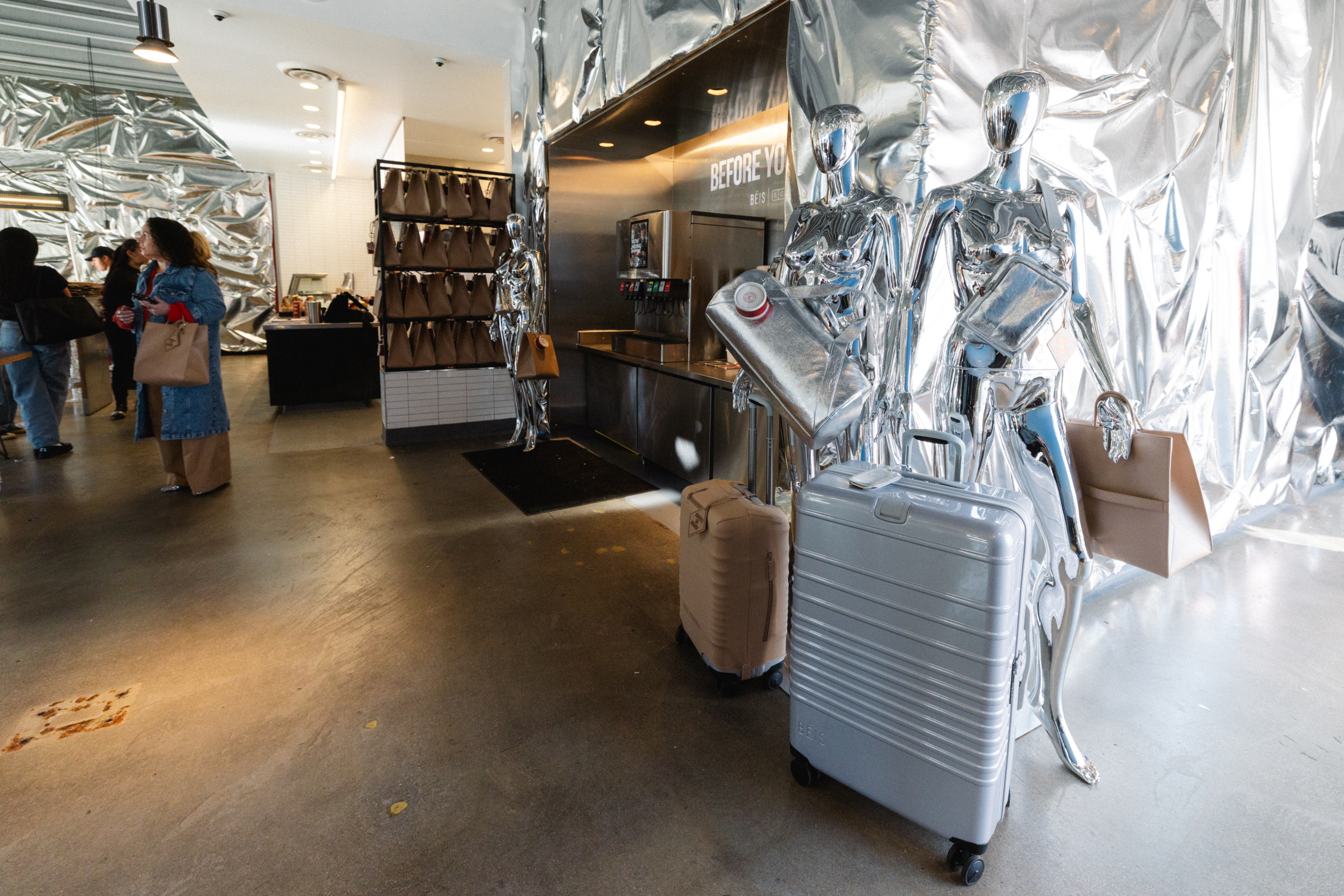 BÉIS and Chipotle Turned a Working Restaurant Into a Pop-Up
