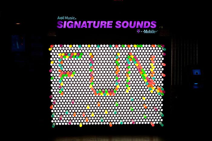 Neon Streamers, Life-Size Lite-Brite Brighten AOL and T-Mobile Concert ...