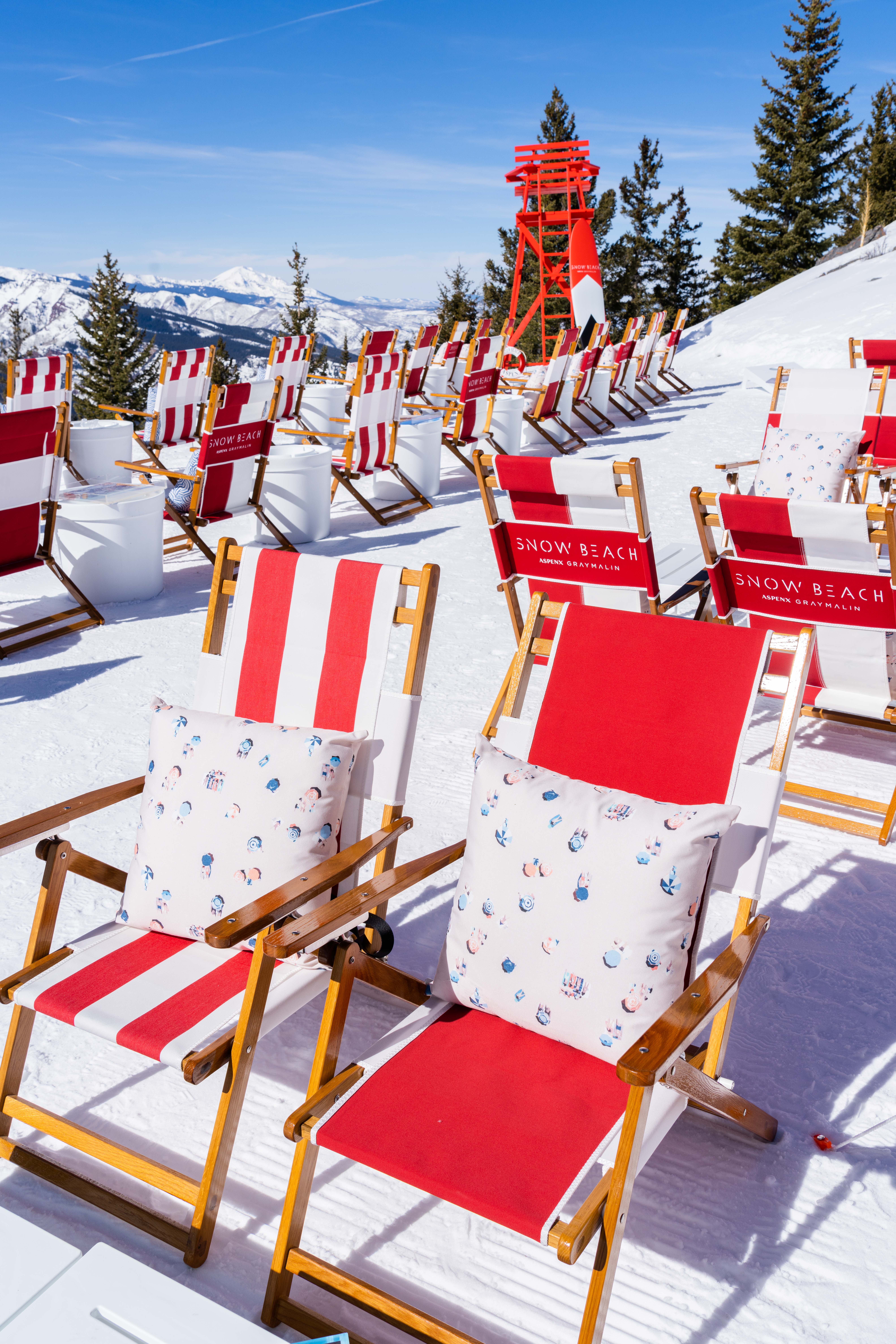 Winter Event Decor Ideas That Bring Frosty Flair