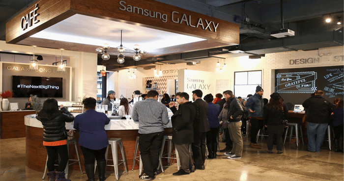 Samsung Creates Pop-Up Studios for Holiday Shoppers