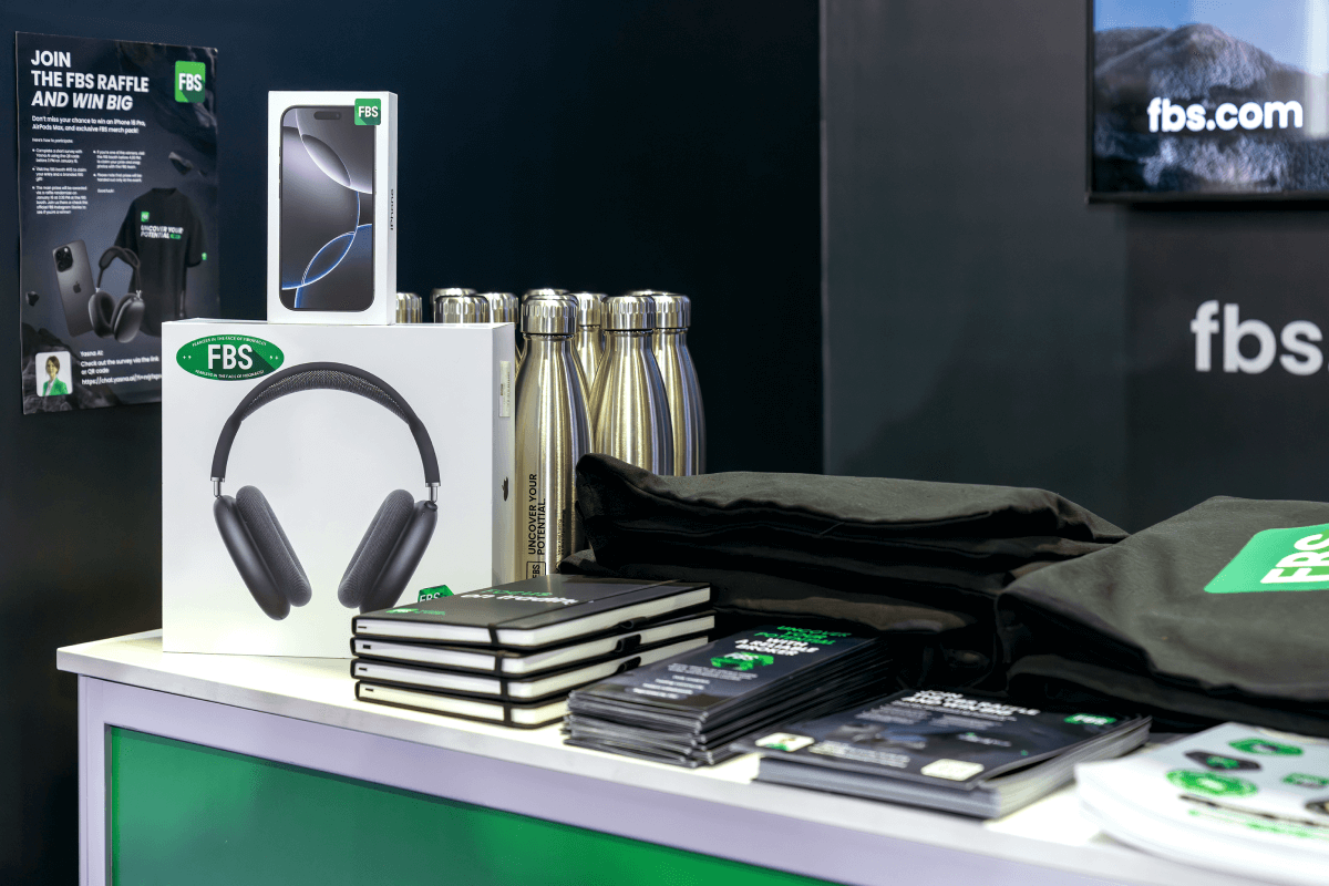 FBS en la iFX EXPO Dubai 2025