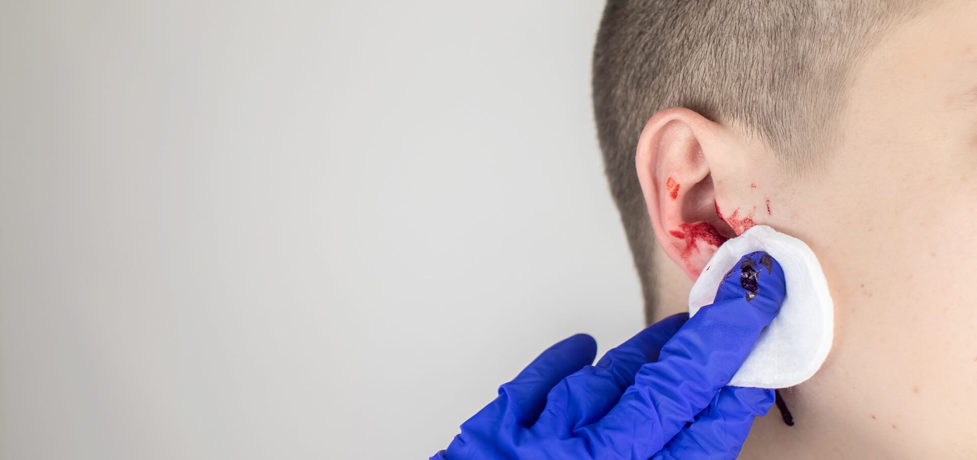 Ear bleeding: causes and treatment