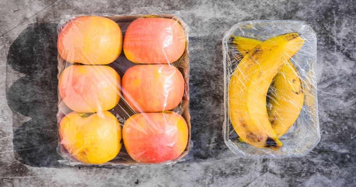 Plastic packaging fuels food waste & pollution