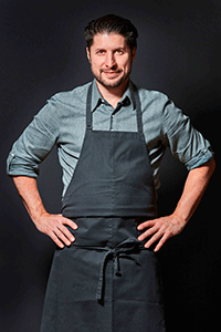 In the Kitchen with Ryan Poli