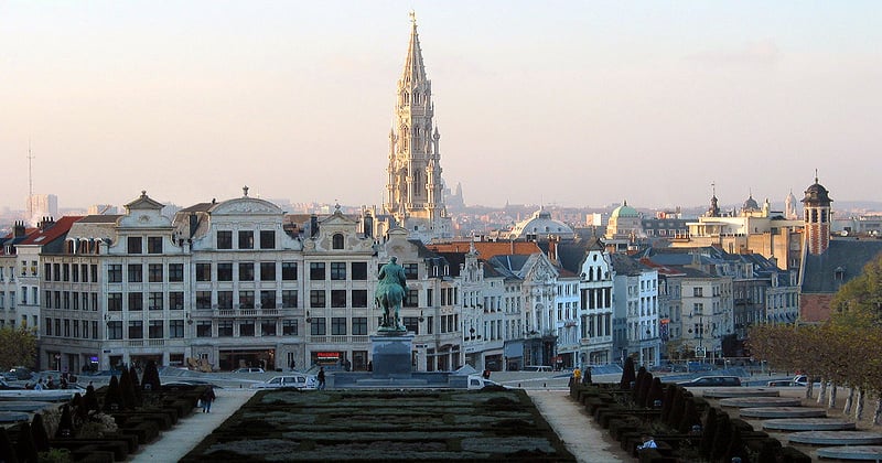 Belgian bank offers real-time tools to mobile users