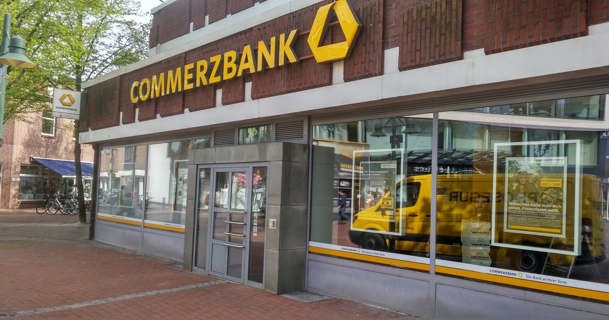 Commerzbank plans 10,000 job cuts as CEO and chairman step down
