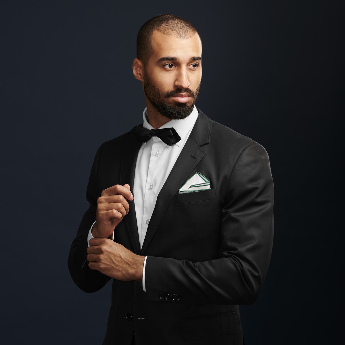 Classic White And Green Edge Linen Pocket Square In Stock Trendhim