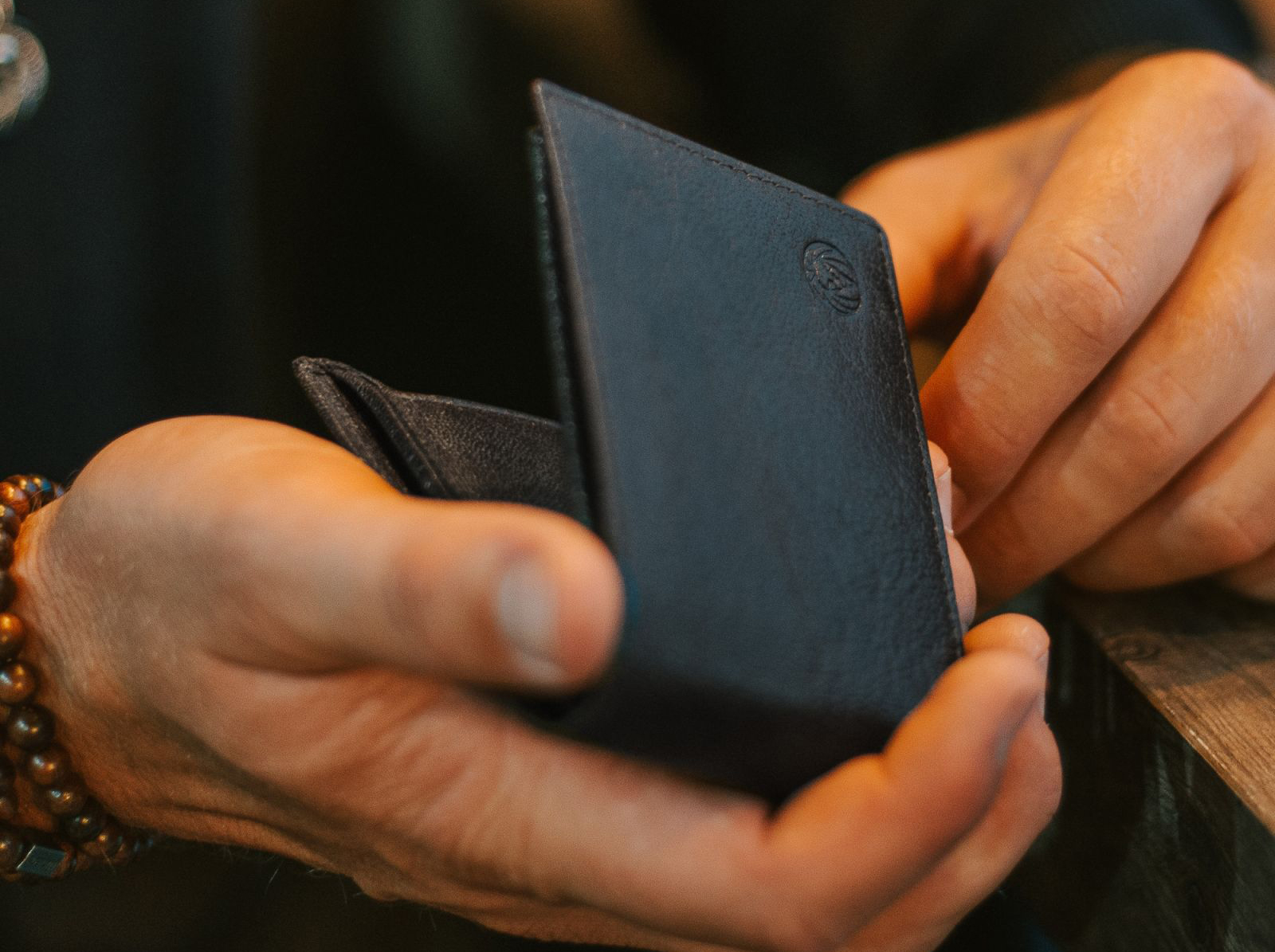 5 trucos de expertos para elegir la cartera correcta