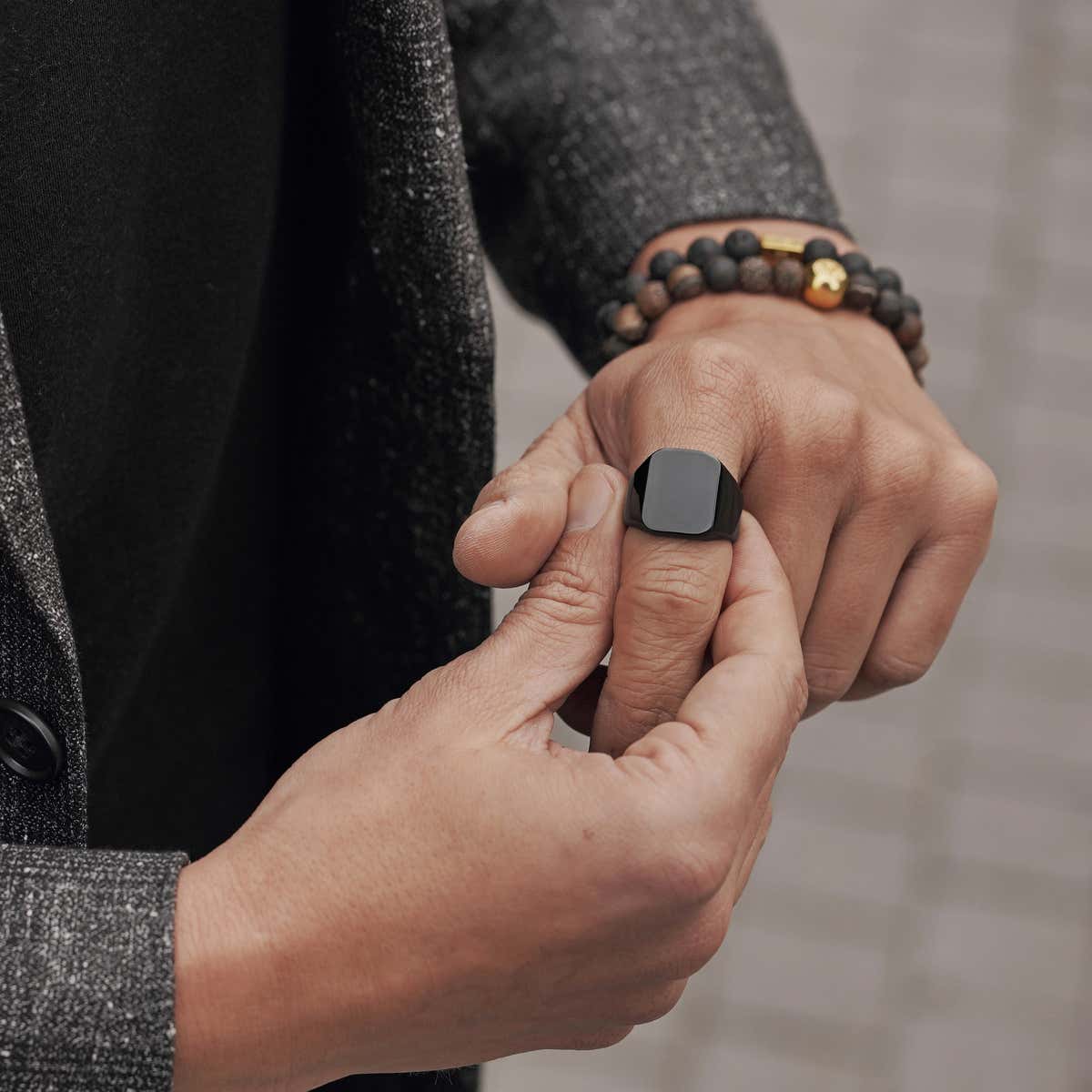 Black Liam Ring | Lucleon | 365 day return policy