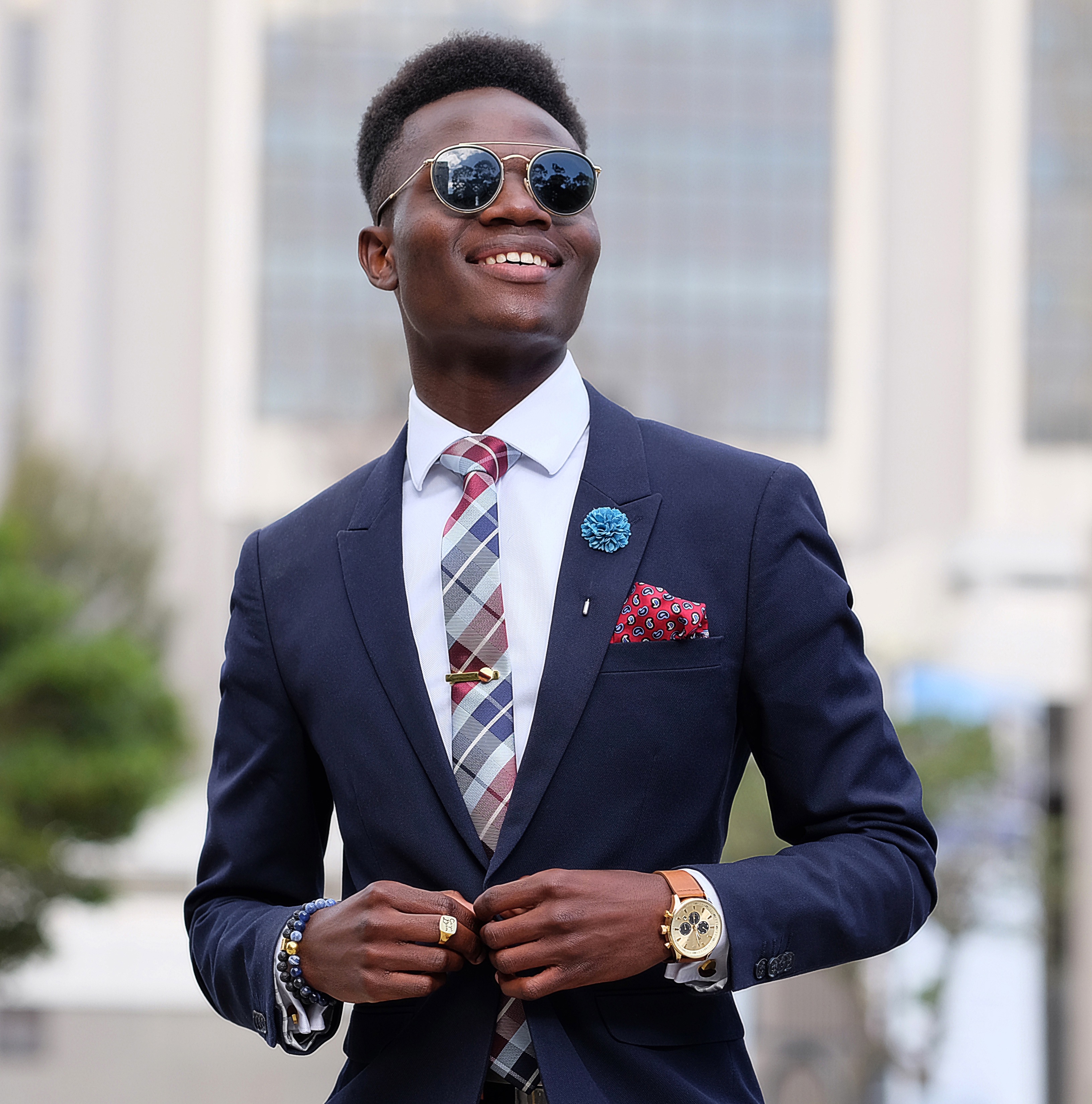 How to put on & wear cufflinks - Your ultimate guide - Trendhim