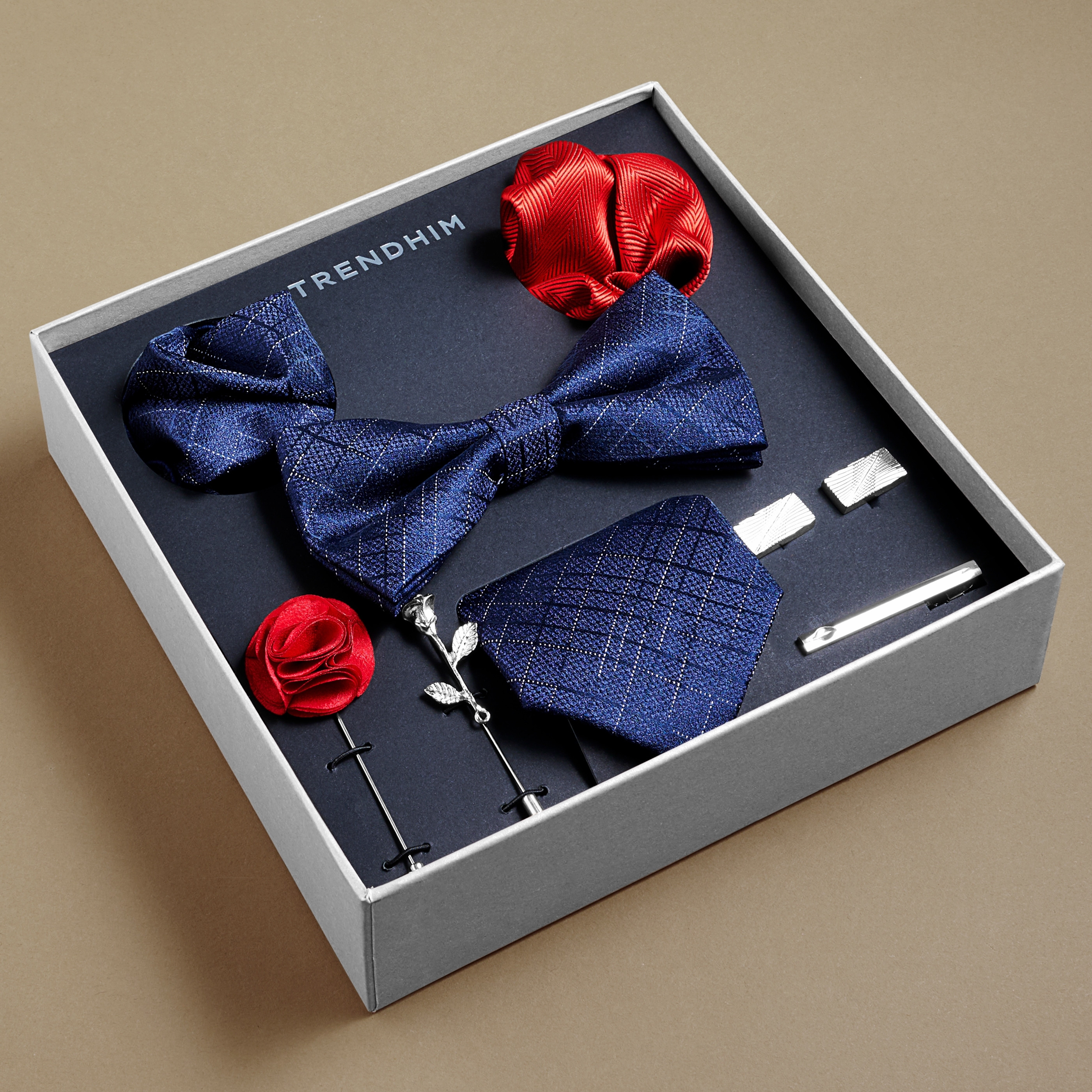 Suit Accessory Gift Box | Blue, Red & Silver-Tone Set | In stock ...