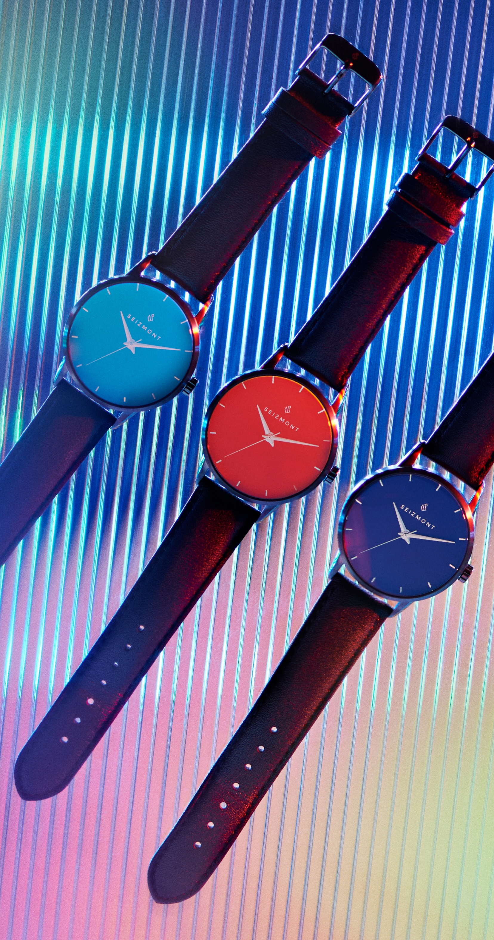 Watches with tinted mirror crystals