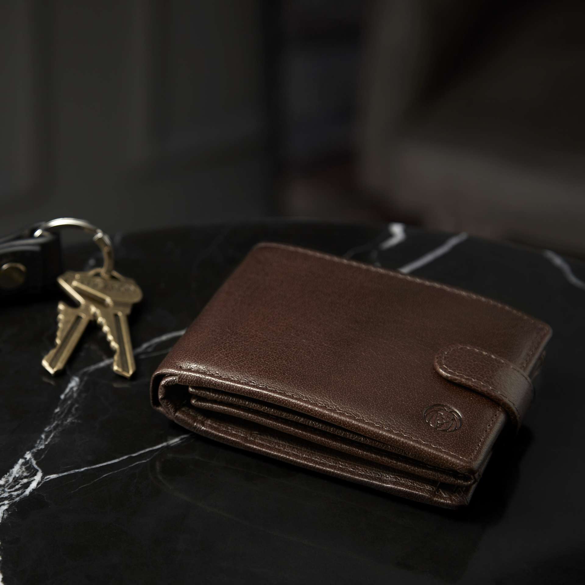 Brown Ergonomic California Leather Wallet | In stock! | Lucleon