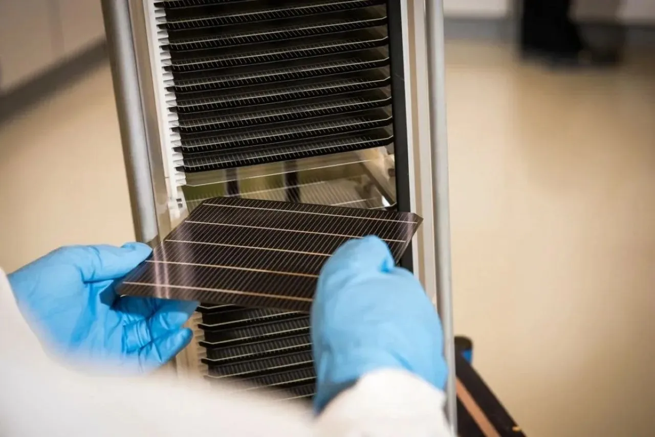 Oxford PV brings perovskite solar expertise to UK EV R&D project