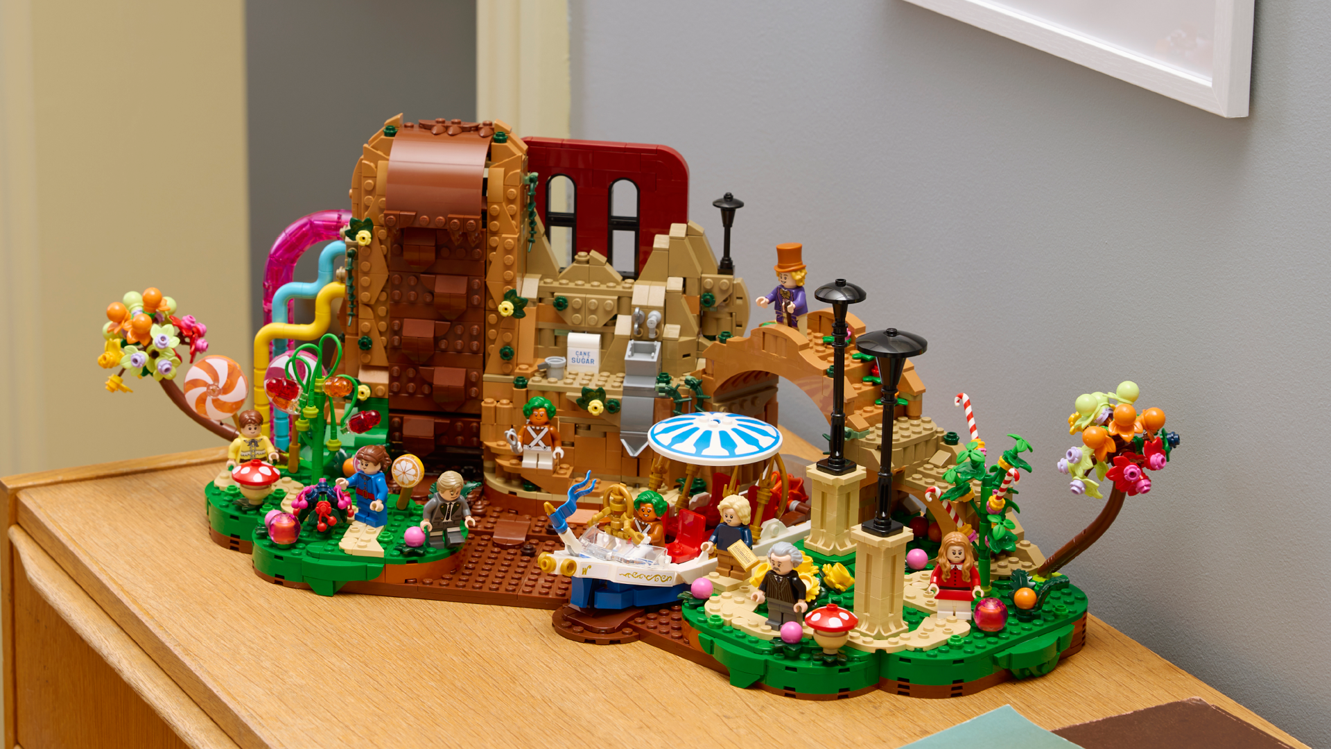LEGO Unveils 'Willy Wonka & the Chocolate Factory' Set