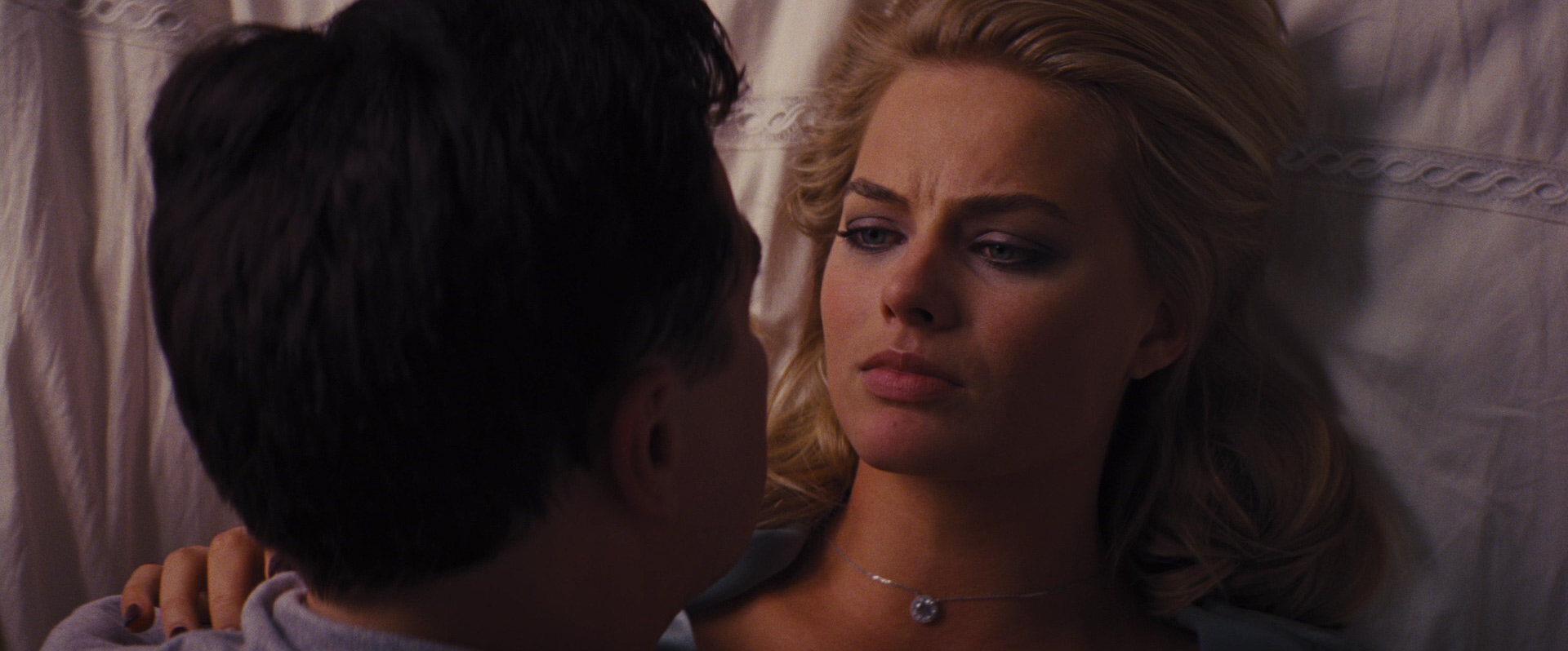 Margot Robbie Wolf Of Wall Street Scene The Wolf Of Wall Street Scene