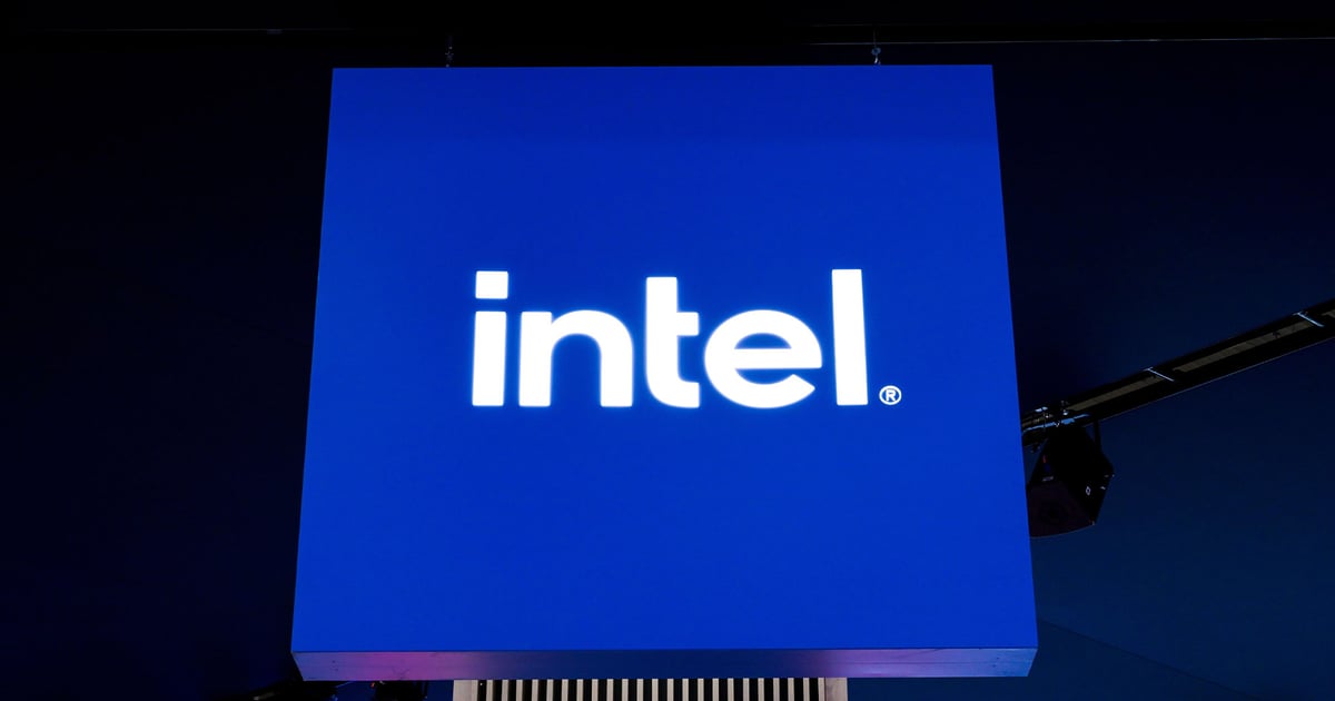 Intel Shares Surge on Strong AI Data Center Demand