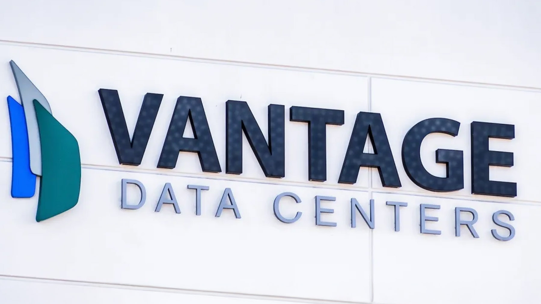 Vantage Breaks Ground on $15B Stargate Campus in Wisconsin