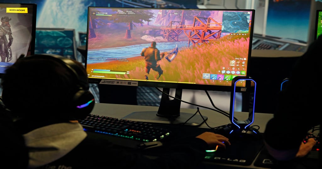 Housebound Italian Kids Strain Network With Fortnite Marathon
