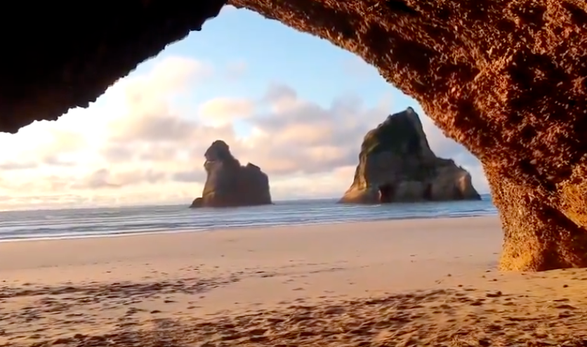 Windows 1 0 Cave Wallpaper Microsoft Windows 10 Wallpapers Wallpaper