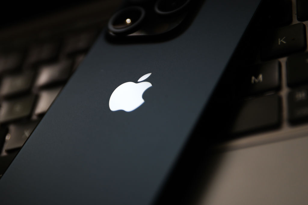 Hidden Apple Logo